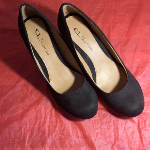 Shoes | Cl Laundry Black Faux Suede Wedge Heel Shoes Size 9m Nwob | Poshmark
